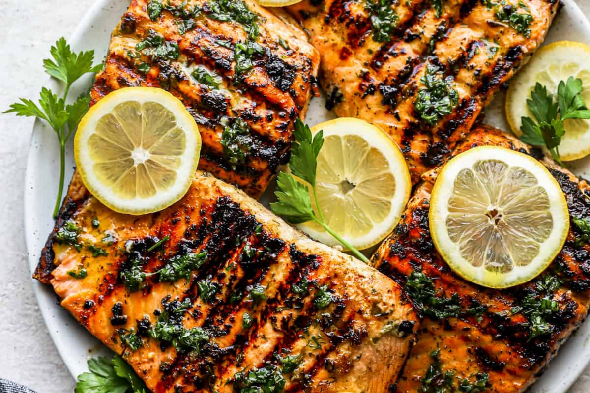 Zesty Grilled Salmon with Hakuna Matata Blend – Saffron & Sands by Suzi